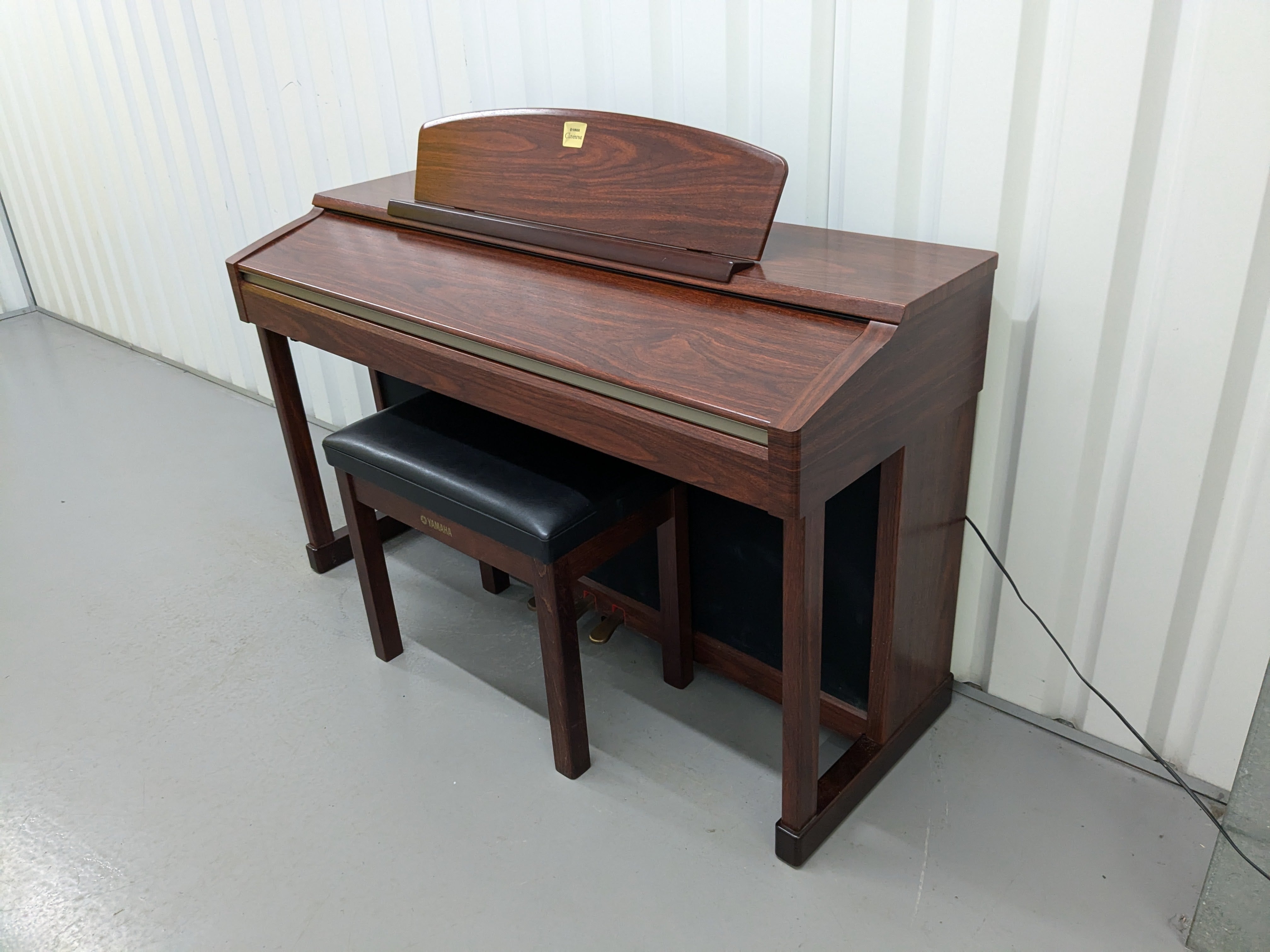 Yamaha Clavinova CLP-170 Digital Piano and stool in mahogany colour st ...