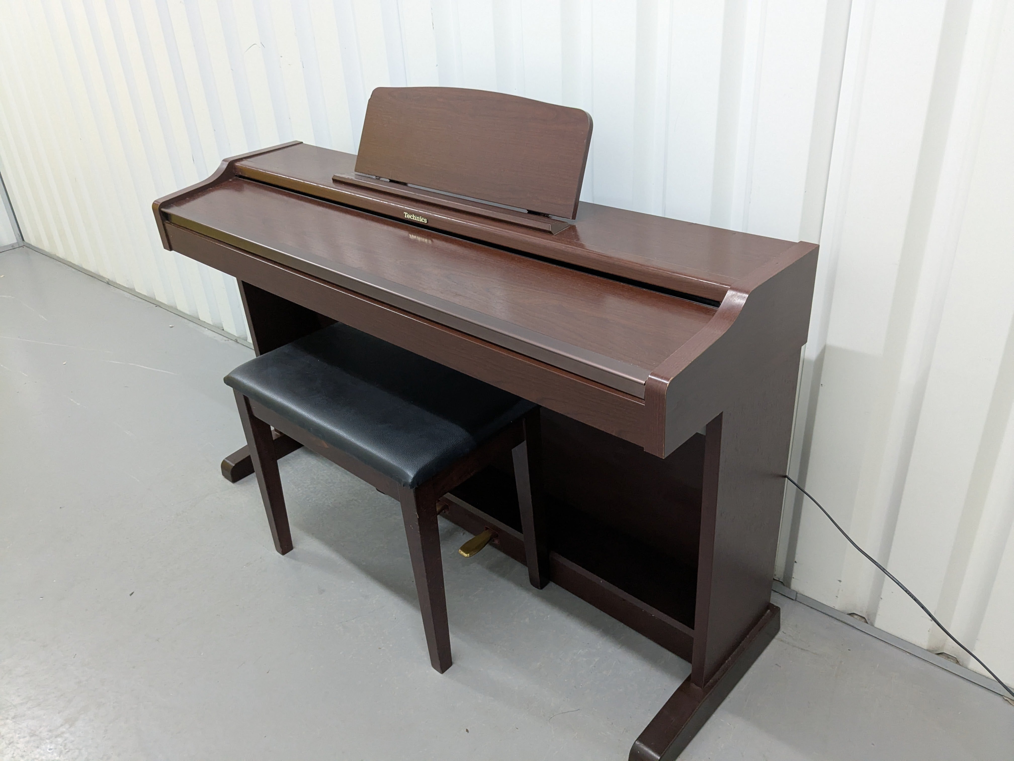 Technics SX-PC26 Digital Piano and stool weighted keys 2 pedals stock ...