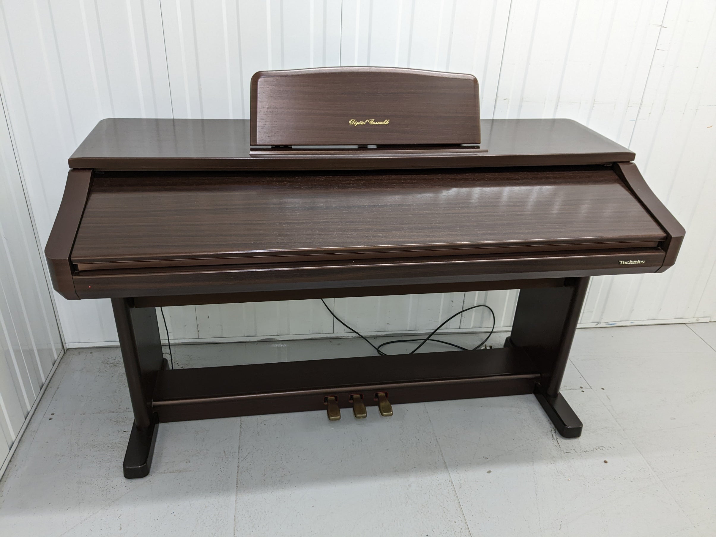 Technics SX-PR700 digital piano ensemble in mahogany stock number 2234 ...