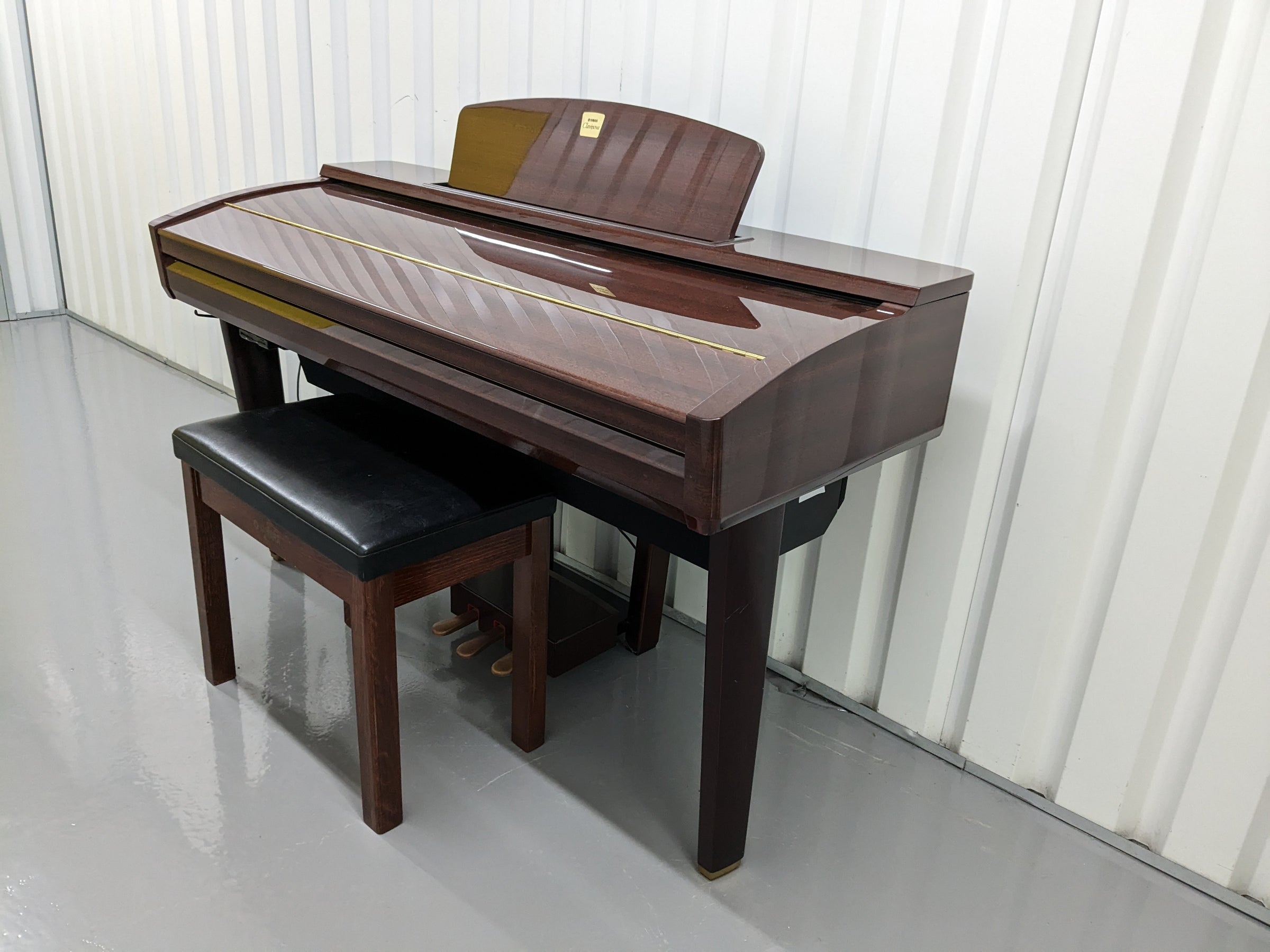YAMAHA CLAVINOVA CVP-309PM DIGITAL PIANO + STOOL IN GLOSSY MAHOGANY st ...